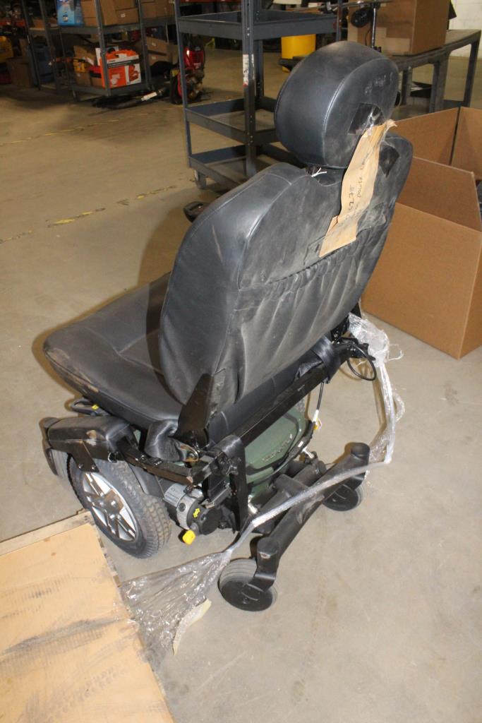 Quantum Edge HD Motorized Wheelchair | Property Room