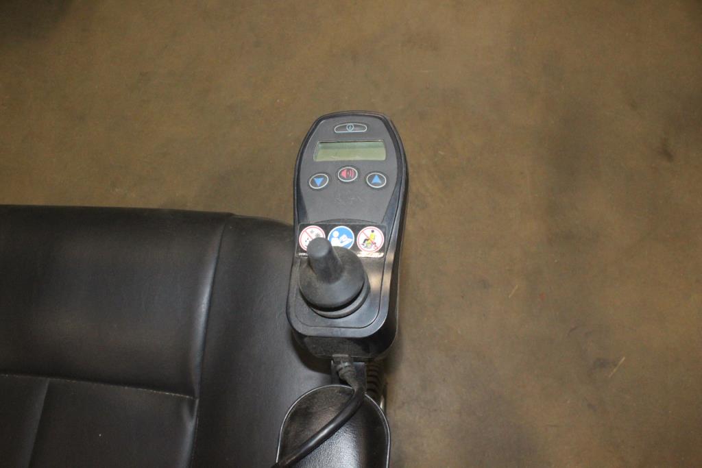 Quantum Edge HD Motorized Wheelchair | Property Room