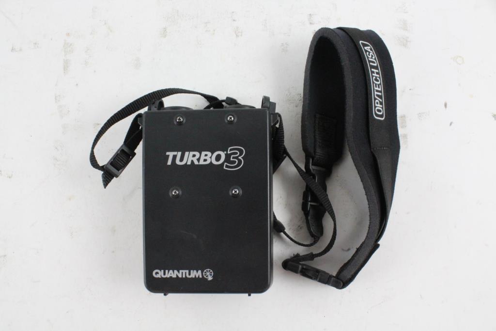 Quantum Portable Flash Power Pack | Property Room
