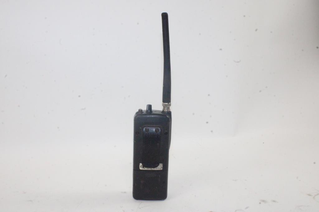 Radio Shack 800 Mhz 100 Channel Race Scanner | Property Room