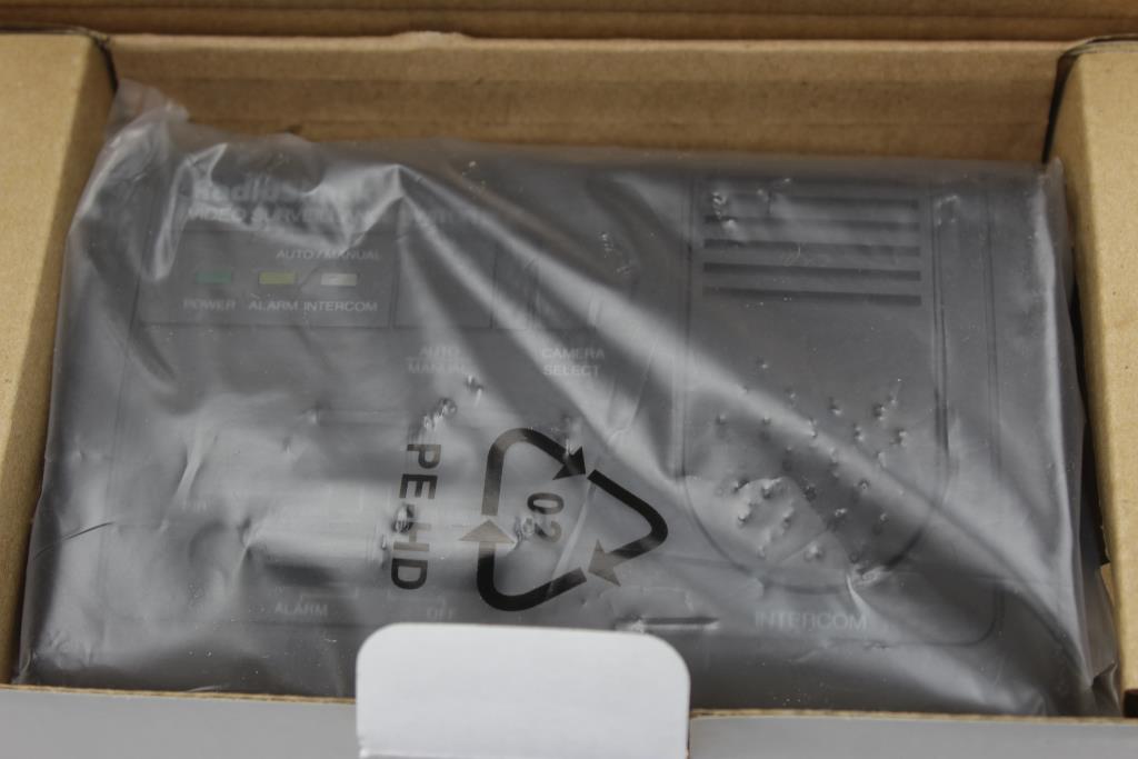 RadioShack Color Security Cameras With Switchbox | Property Room