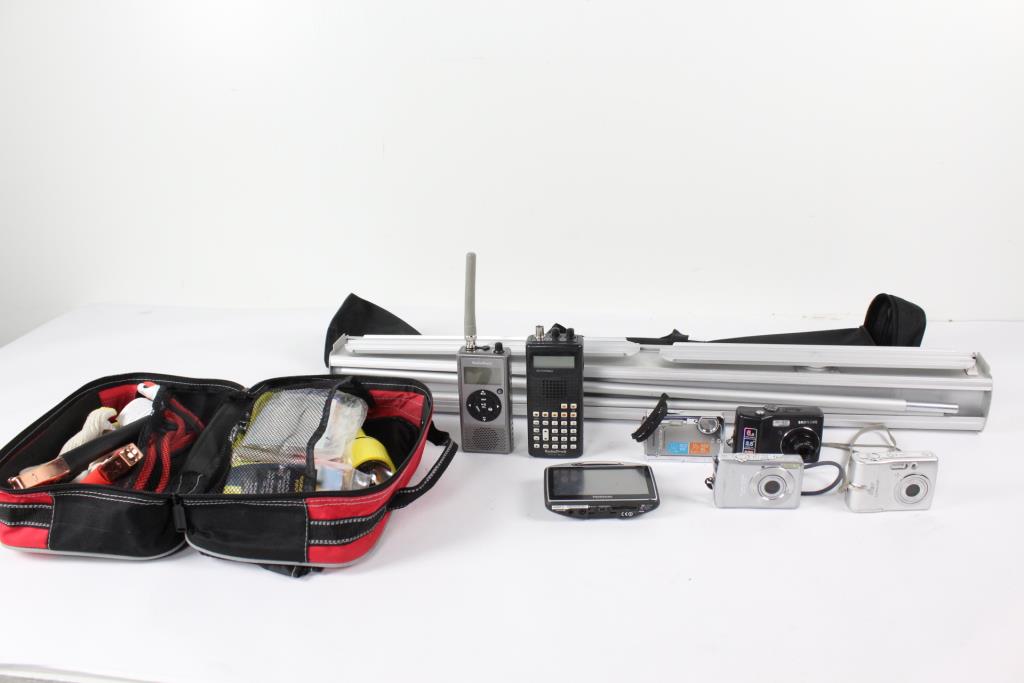 RadioShack Pro-107 Trunking Scanner & More, 9 Items | Property Room