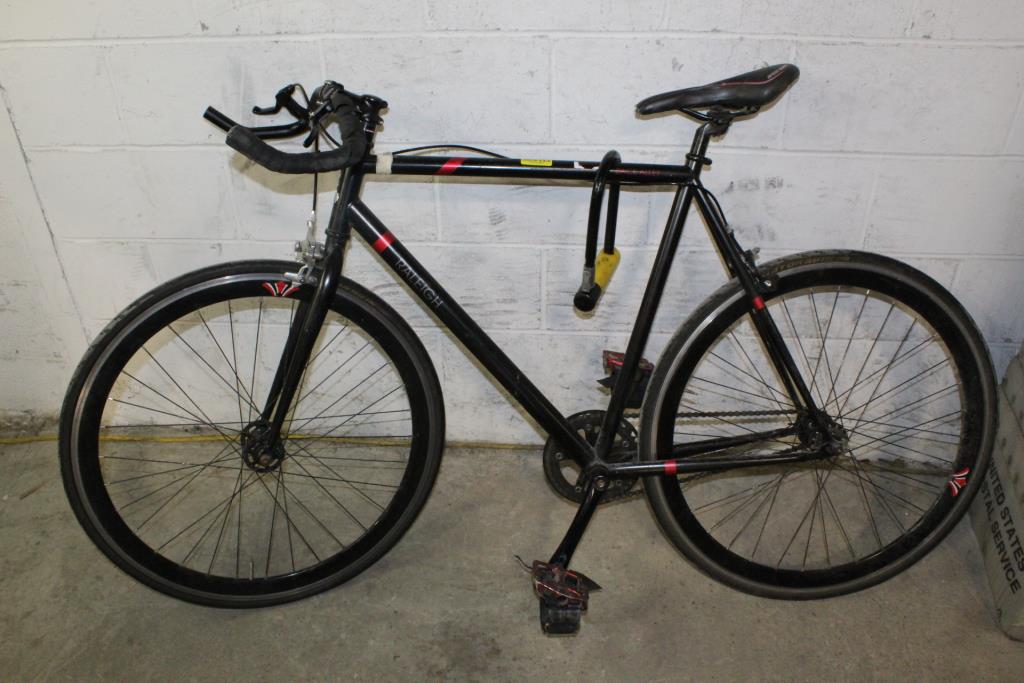 Raleigh Back Alley Single Speed Road Bike | Property Room