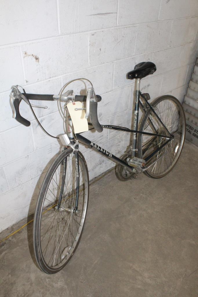 Raleigh Marathon Road Bike | Property Room