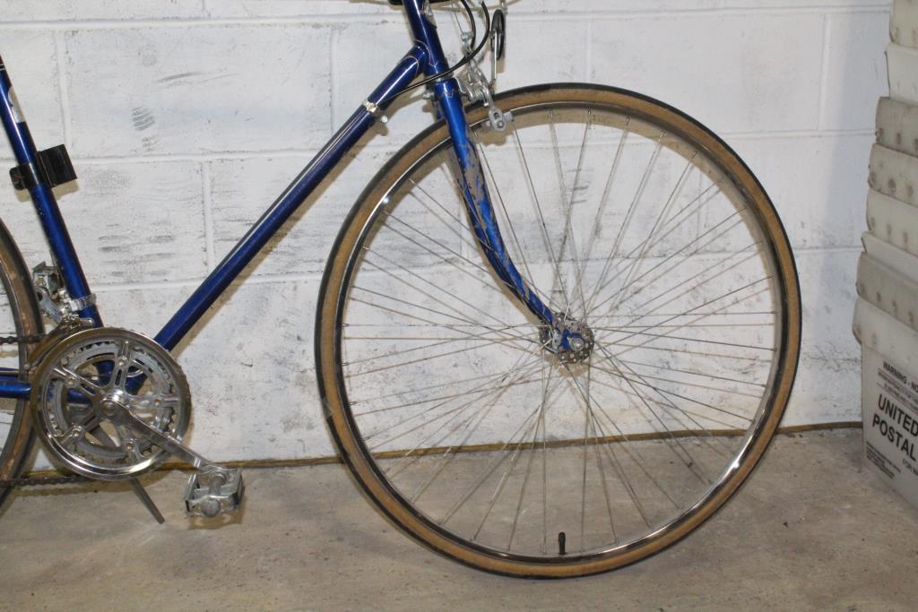 Ranger 120DX Road Bike | Property Room