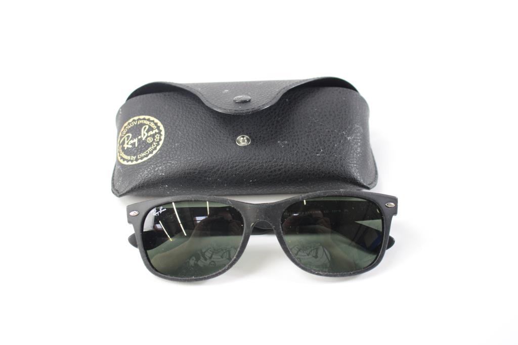 Ray Bans Men Sunglasses | Property Room