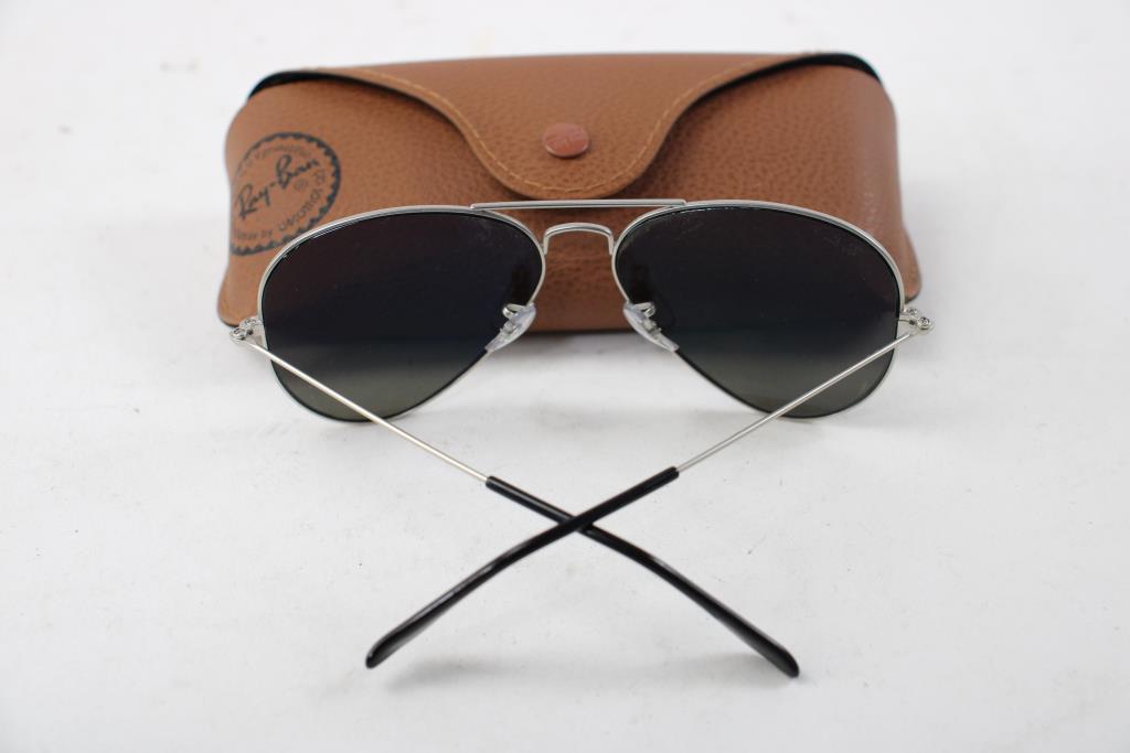 Ray Bans Mens Sunglasses | Property Room