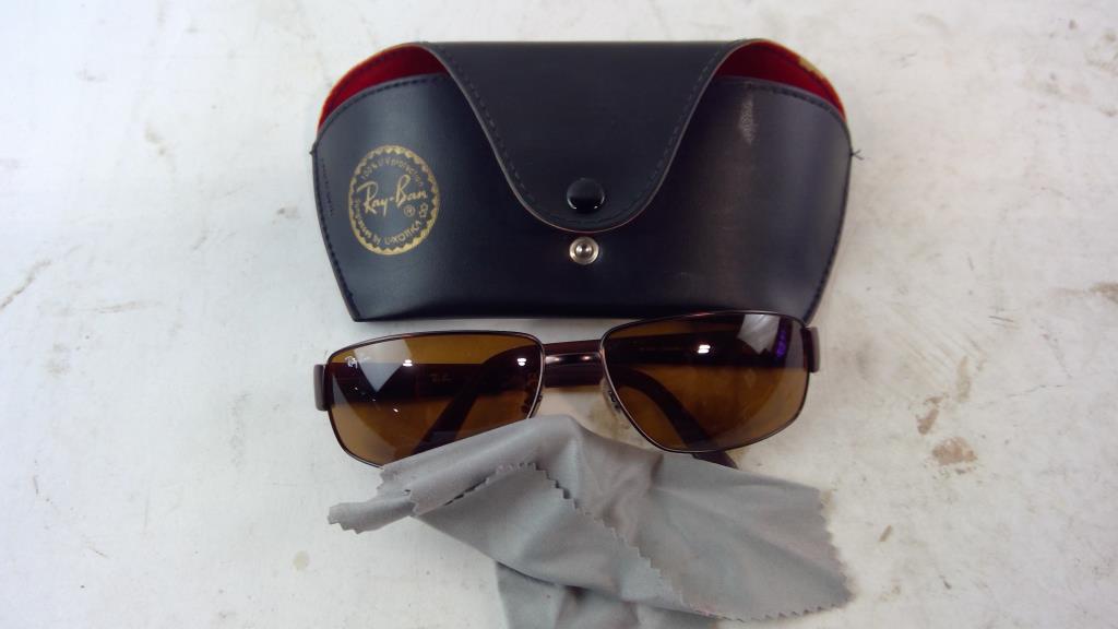 Ray-Ban Mens Sunglasses | Property Room