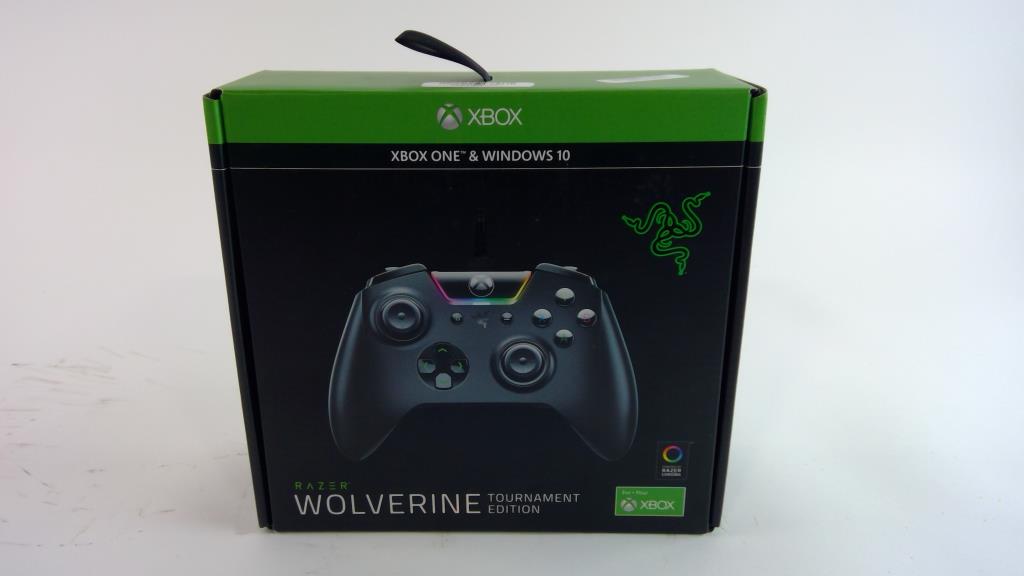 Razer Wolverine XBOX One And Windows 10 Controller | Property Room