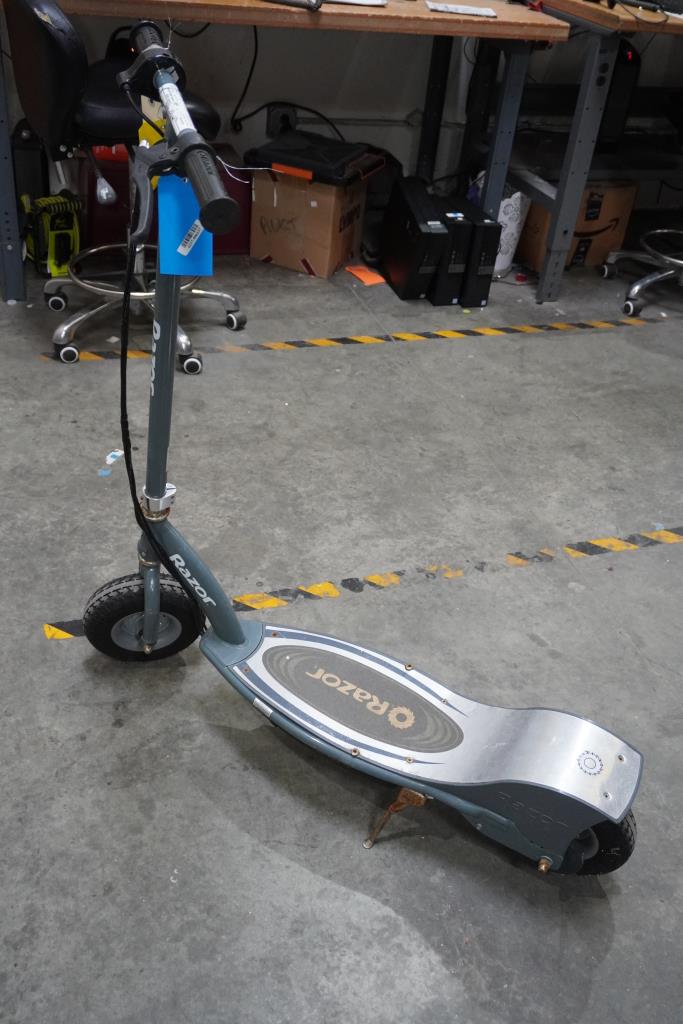 Razor Electric E300 Scooter | Property Room