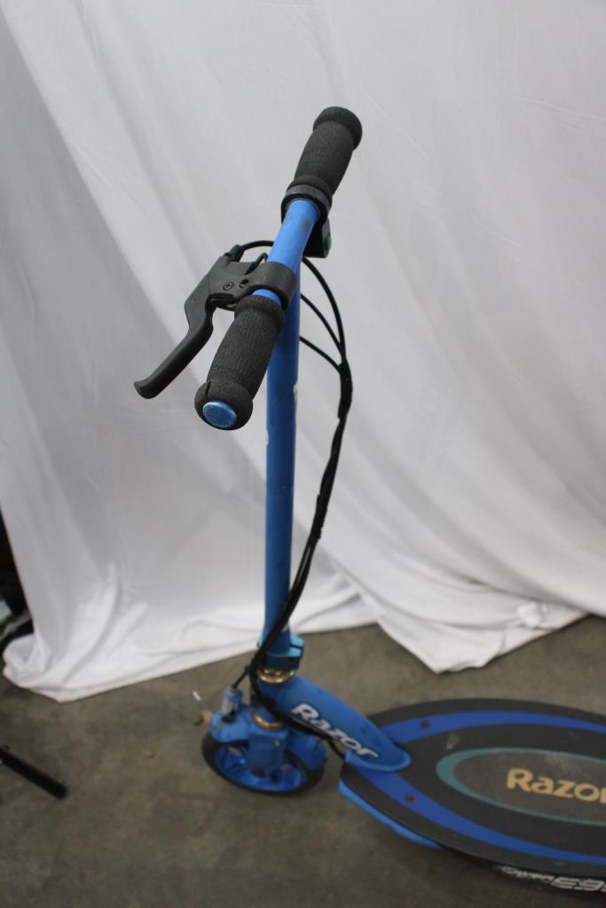 Razor Power Torque Scooter | Property Room