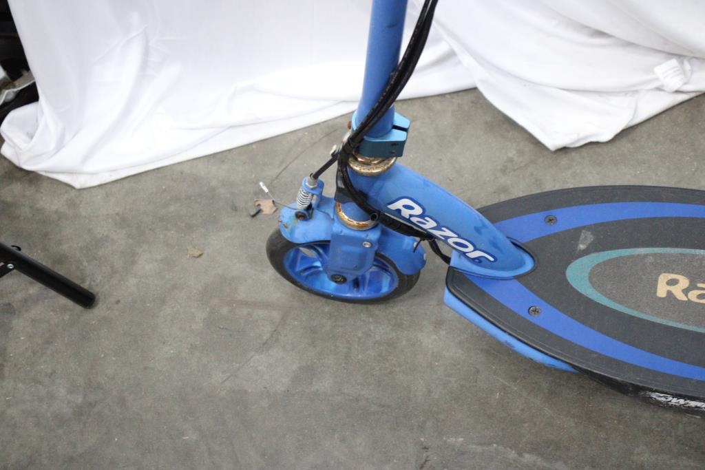 Razor Power Torque Scooter | Property Room