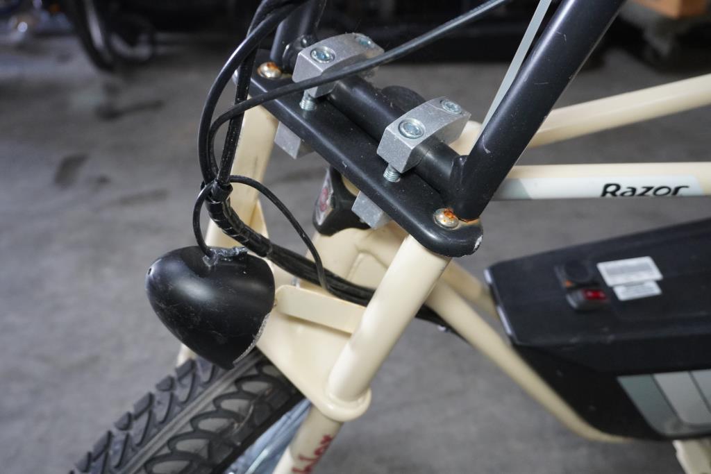 Razor Rambler16 E-bike | Property Room