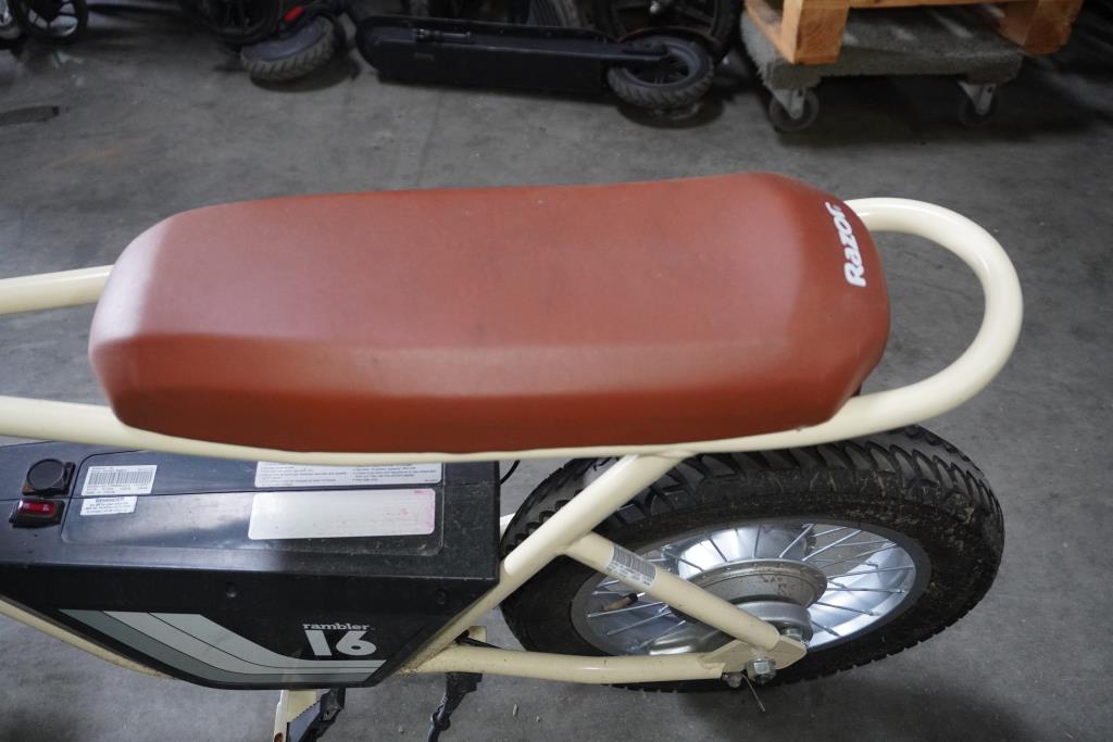 Razor Rambler16 E-bike | Property Room