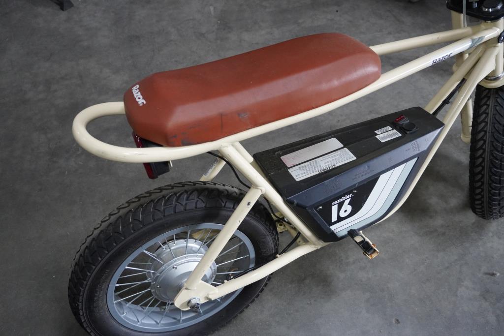 Razor Rambler16 E-bike | Property Room
