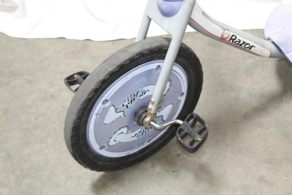 Razor Rip Rider Drifting Trike | Property Room