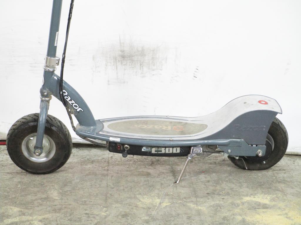 Razor Scooter | Property Room