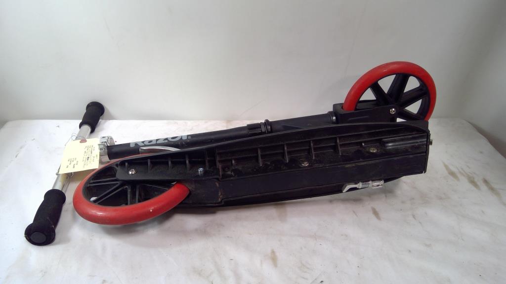 Razor Scooter | Property Room