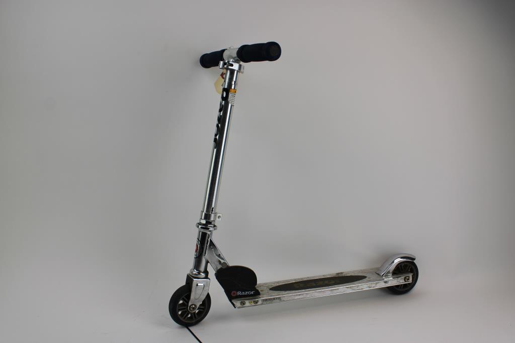 Razor Scooter | Property Room