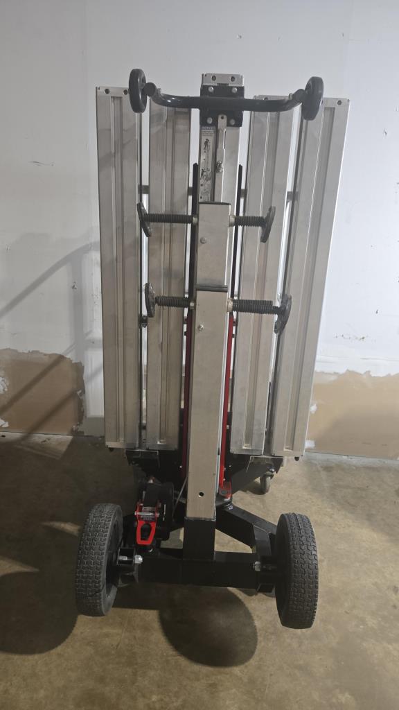Reach Craft Power Lift | Property Room