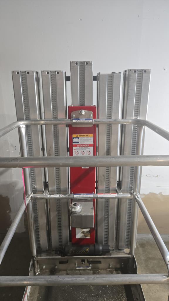 Reach Craft Power Lift | Property Room