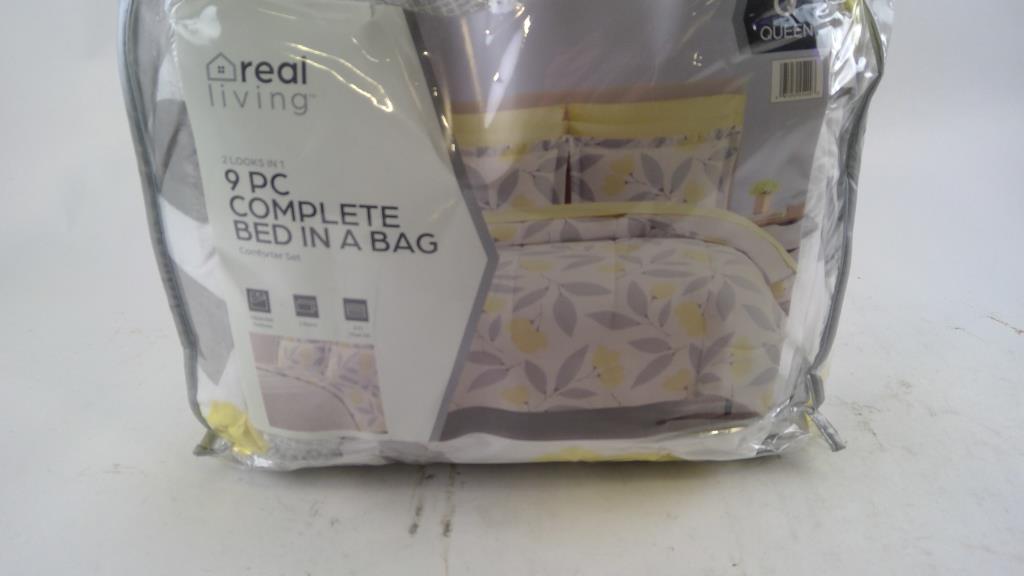Real Living 9pc Complete Bed In A Bag | Property Room
