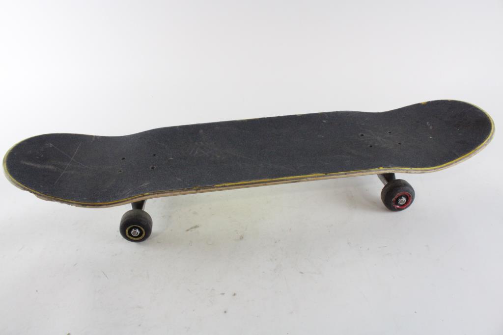 Real Skateboards Complete Skateboard | Property Room