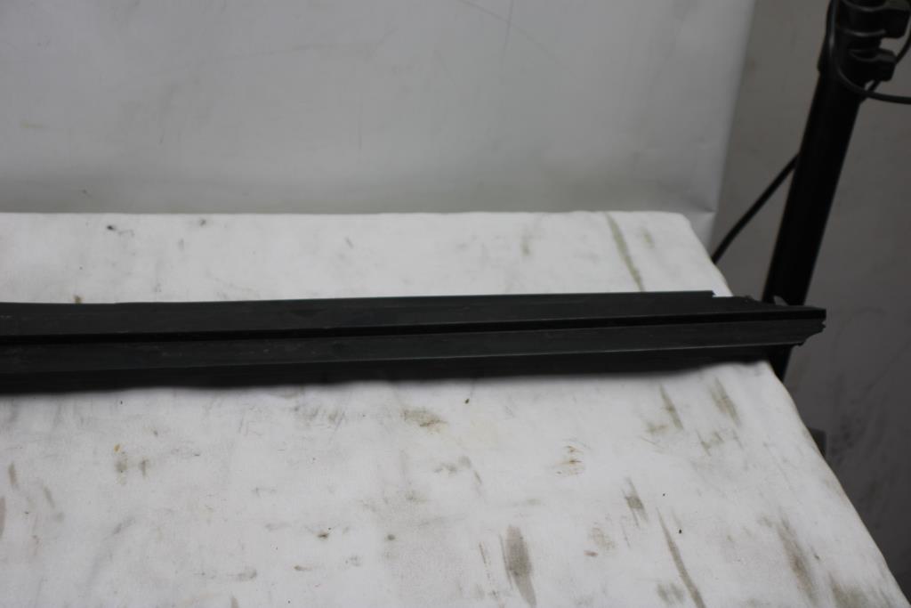 Redmax, CHTZ60 23" Double Sided Hedge Trimmer | Property Room