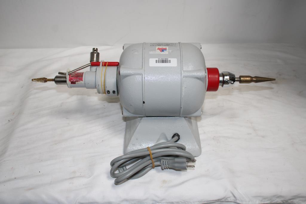 Red-Wing 16B-1 Lathe With Chuk Changer | Property Room