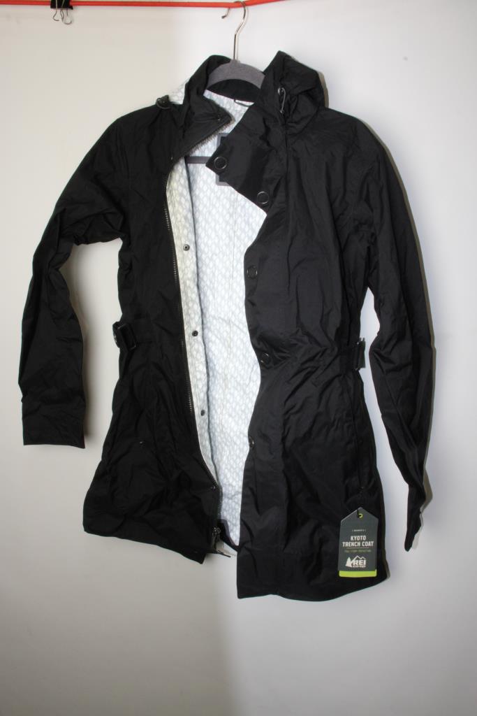 REI, Trench Coat, Med, 1 Piece Count | Property Room