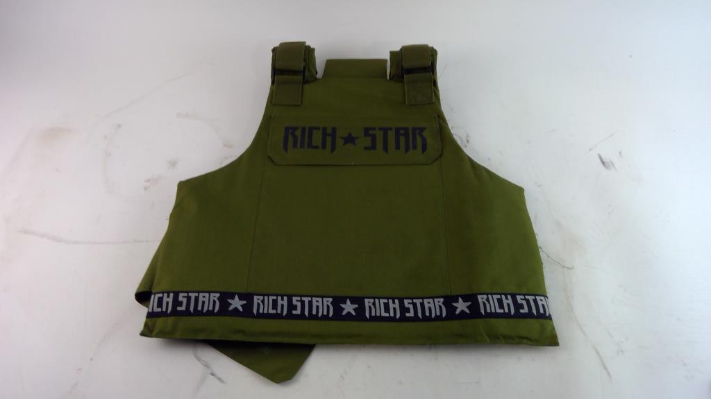 Rich Star Vest | Property Room