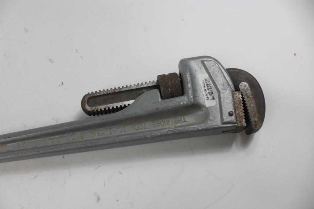 RIdgid 24 In. Model 824 Aluminum Straight Pipe Wrench | Property Room