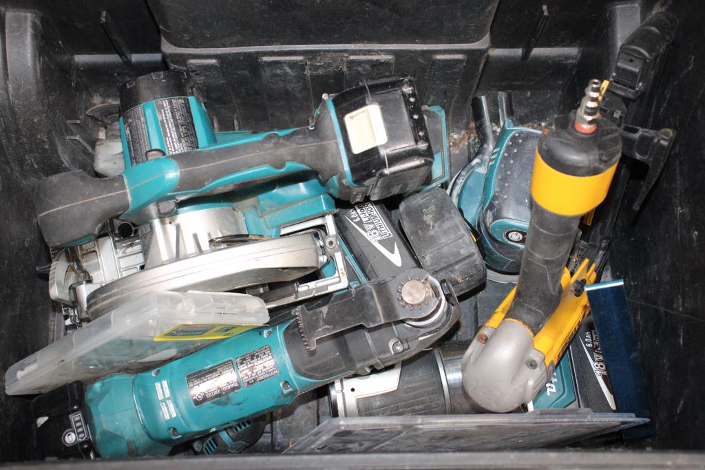 Ridgid Rolling Tool Box And Makita, Dewalt Mix Tool | Property Room
