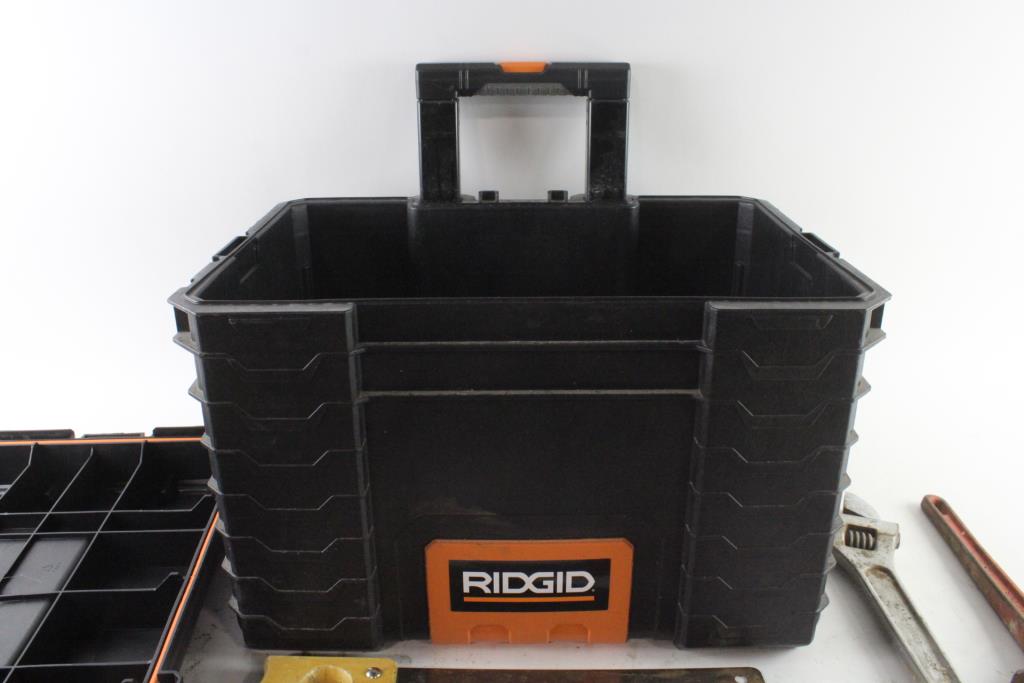 Ridgid Tool Box With Tools, 9 Pieces | Property Room