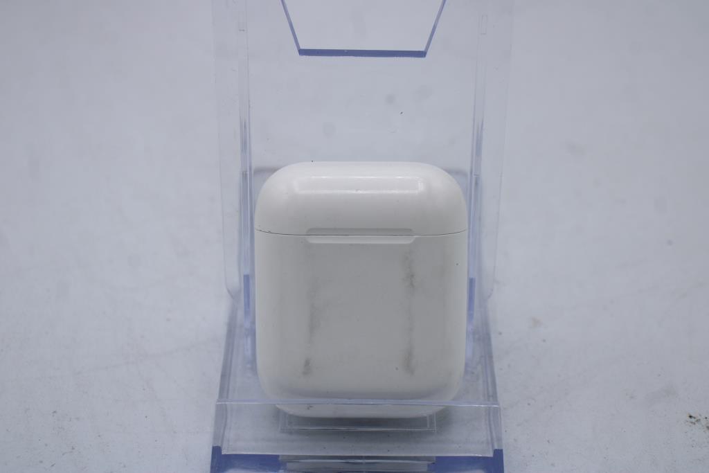 Right Apple AirPod With Charging Case | Property Room