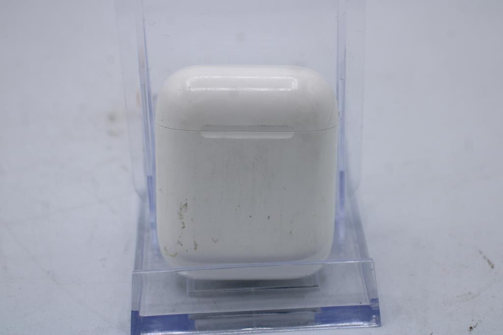 Right Apple AirPod With Charging Case | Property Room