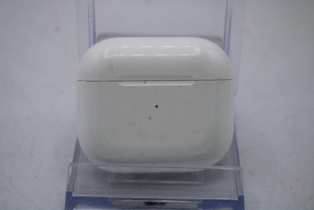 Right Apple AirPod With Charging Case | Property Room