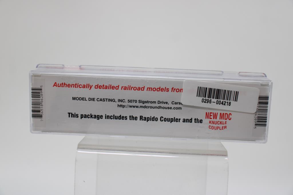 Roadhouse Products 40' 3-Bay Offset Hopper | Property Room