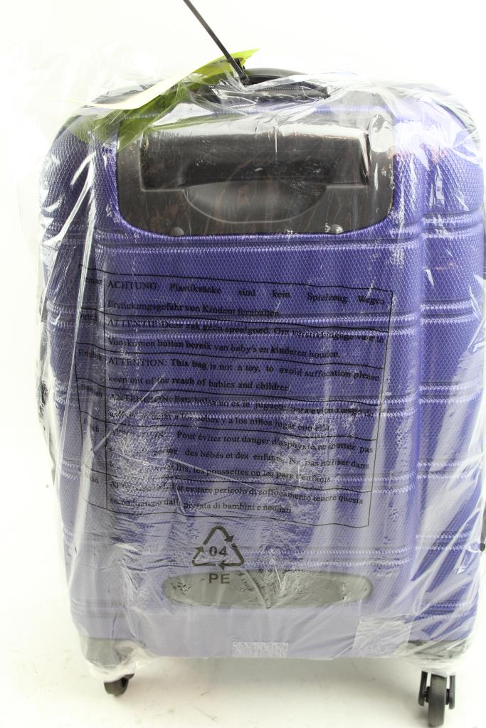 Rockland F225 20 Inch Luggage | Property Room