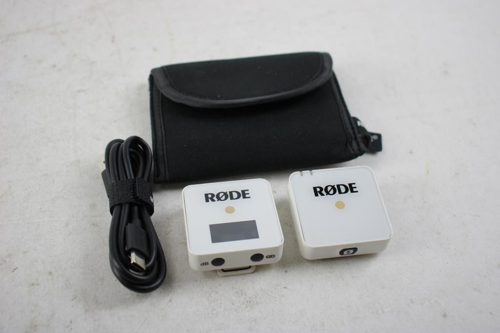 Rode Wireless Compact Microphone System, 2 Pieces | Property Room