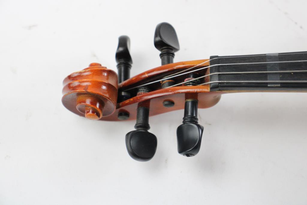 Roderich Paesold Violin | Property Room