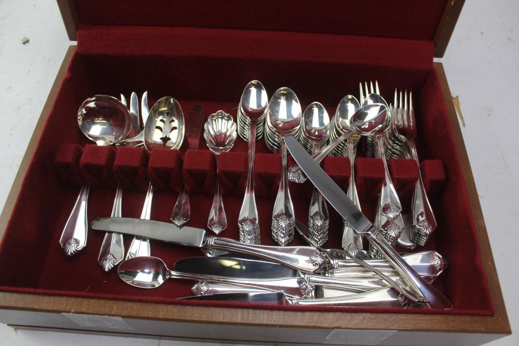 Rogers & Oneida Assorted Flatware In Wood Box; 20+ Pieces | Property Room