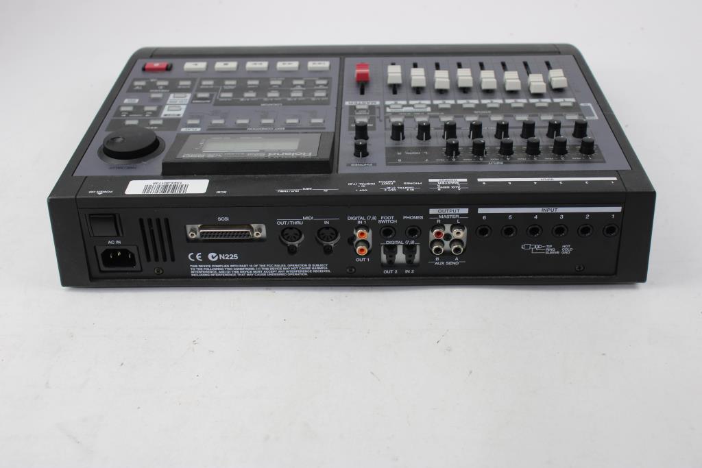 Roland Digital 24-bit Studio Workstation VS-890 | Property Room