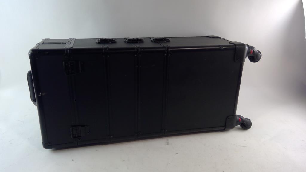 Rolling Storage Case | Property Room