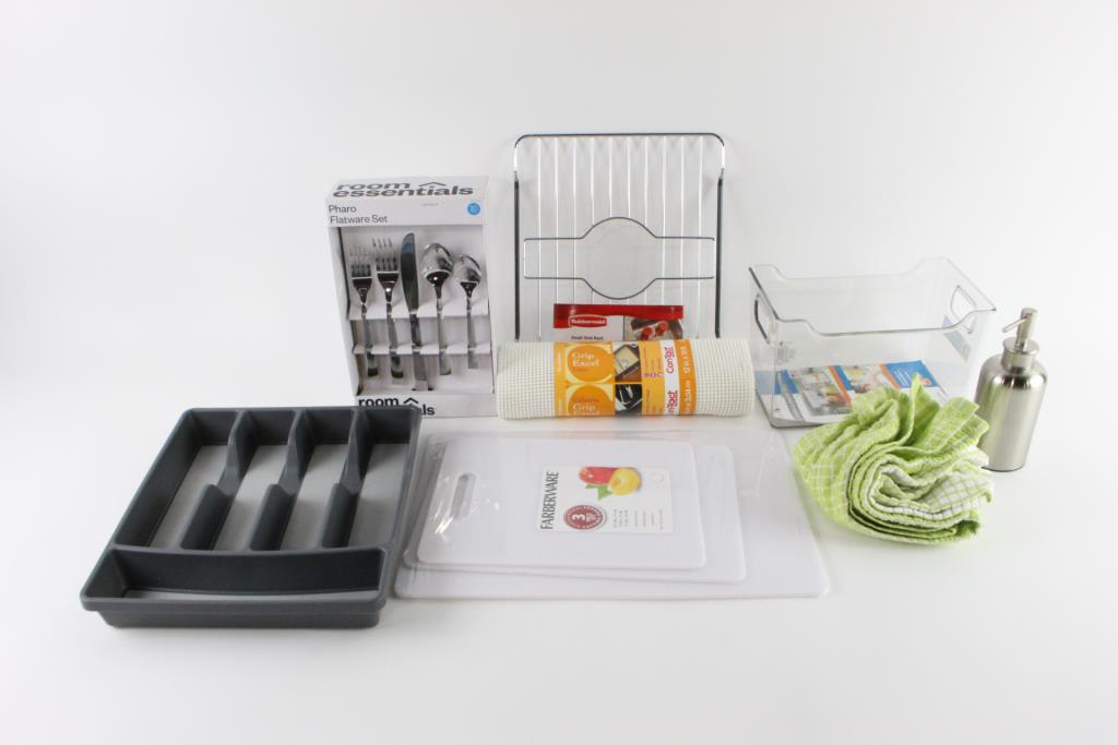 Room Essentials Flatware Set, And More, 8 Pieces | Property Room