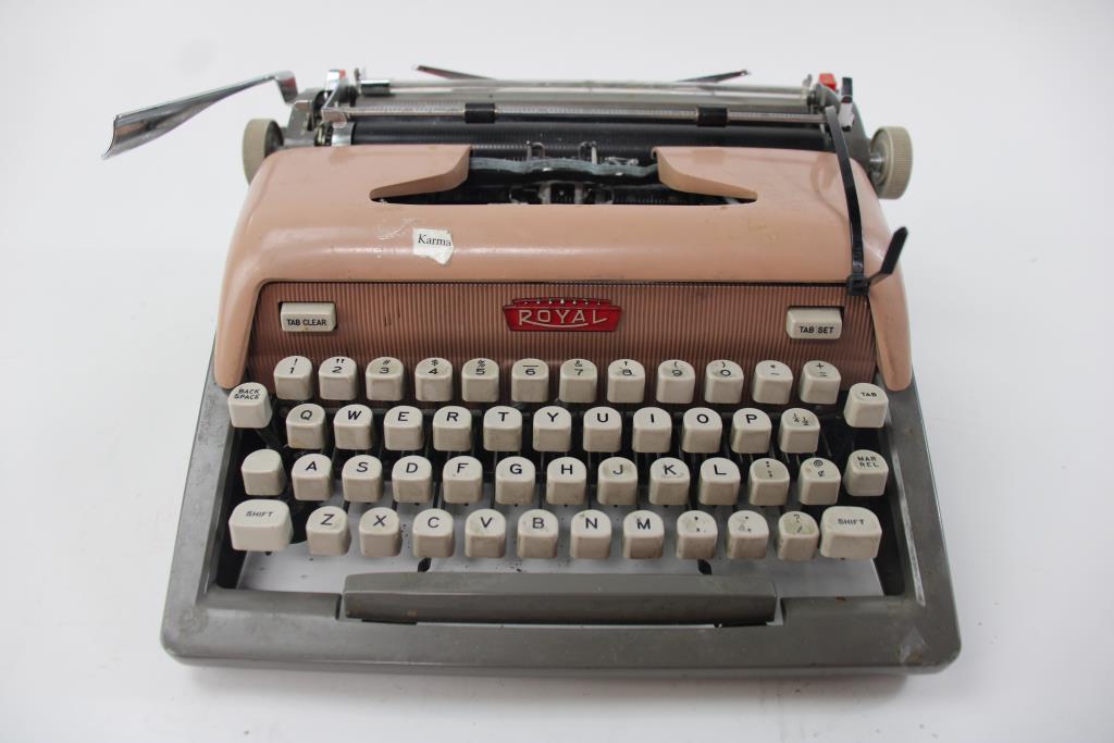 Royal Typewriter | Property Room