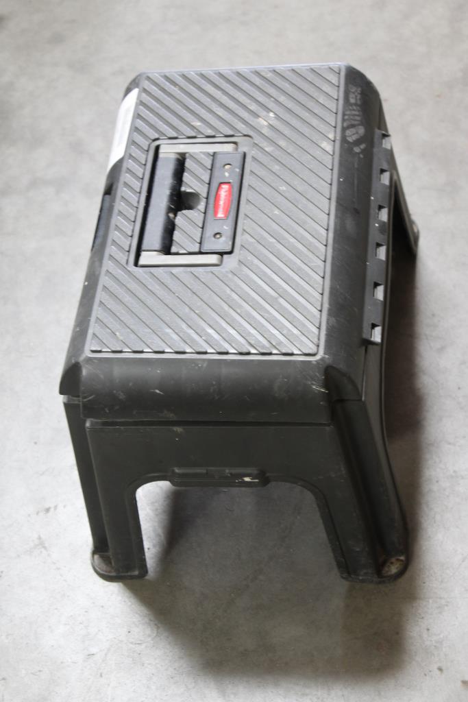 Rubbermaid Work Bench/Tool Box, 10+ Hand Tools, & More | Property Room
