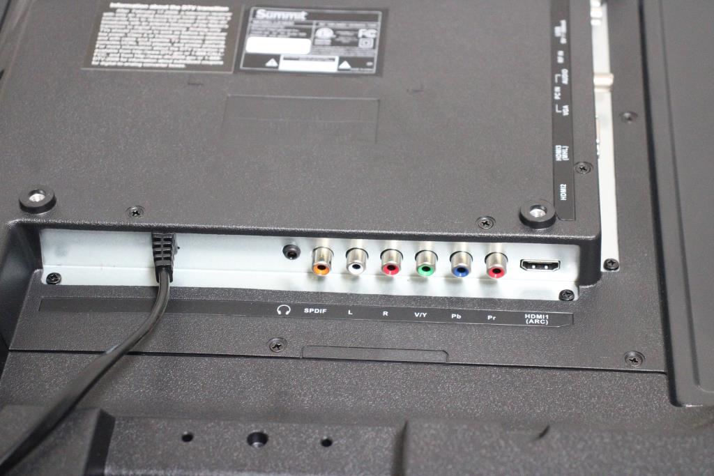 Rvision Summit 39" TV | Property Room