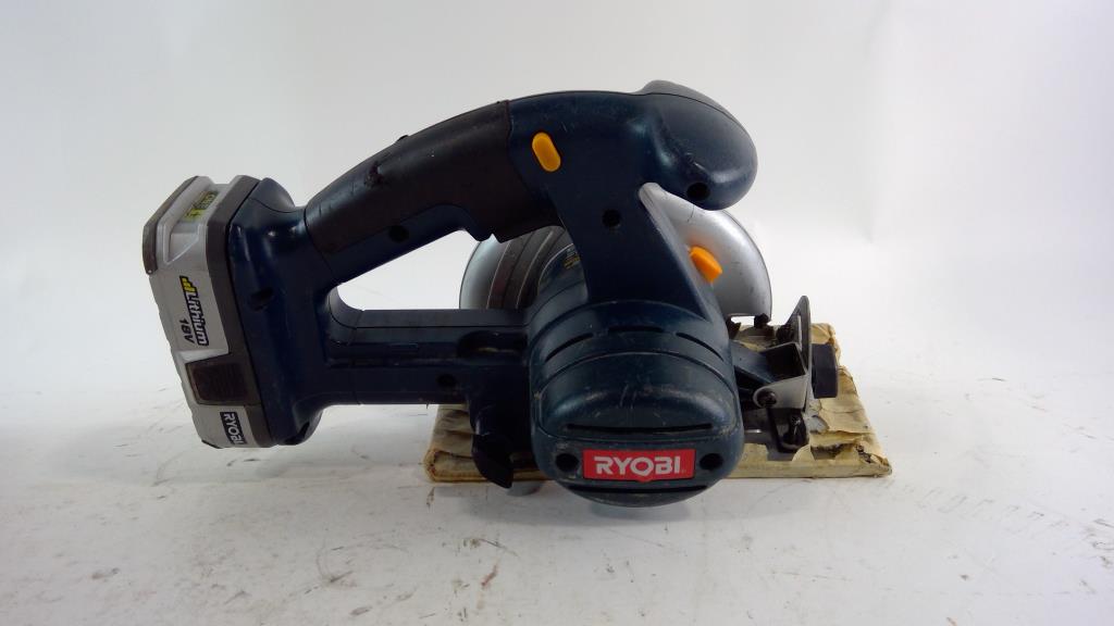 Ryobi 5-1/2'' Circular Saw | Property Room