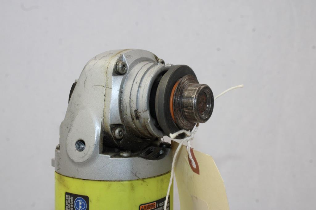 Ryobi P421 | Property Room